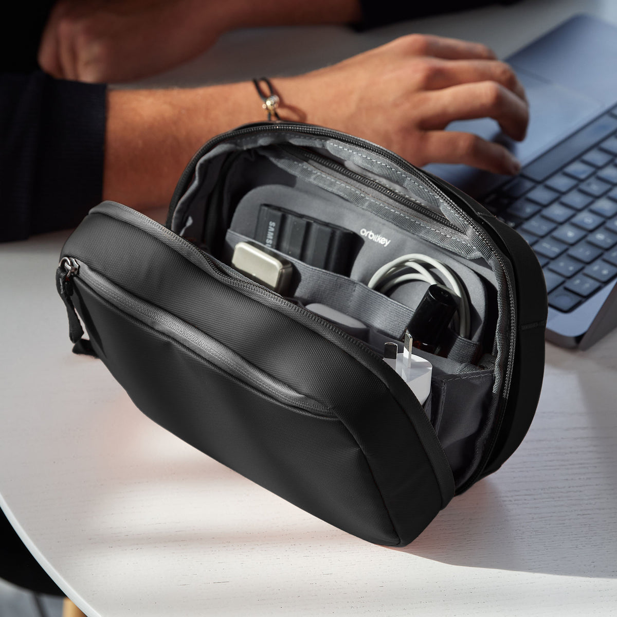 Tech Essentials Bundle – Orbitkey Australia