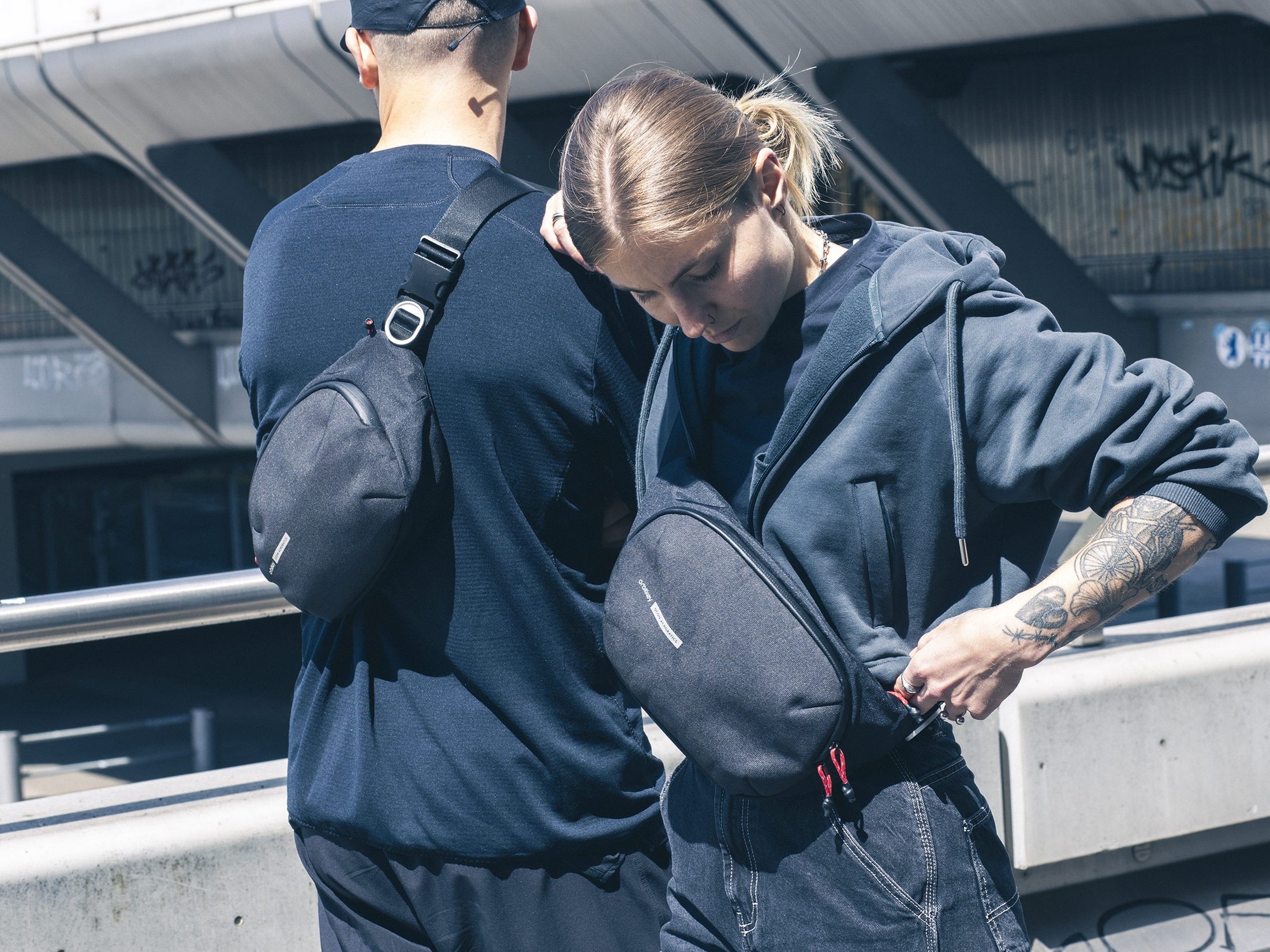 Crossbody Phone Strap – Orbitkey Australia